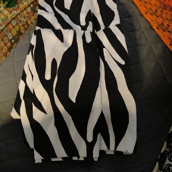 Other | Zebra Valance 7x18 | Poshmark